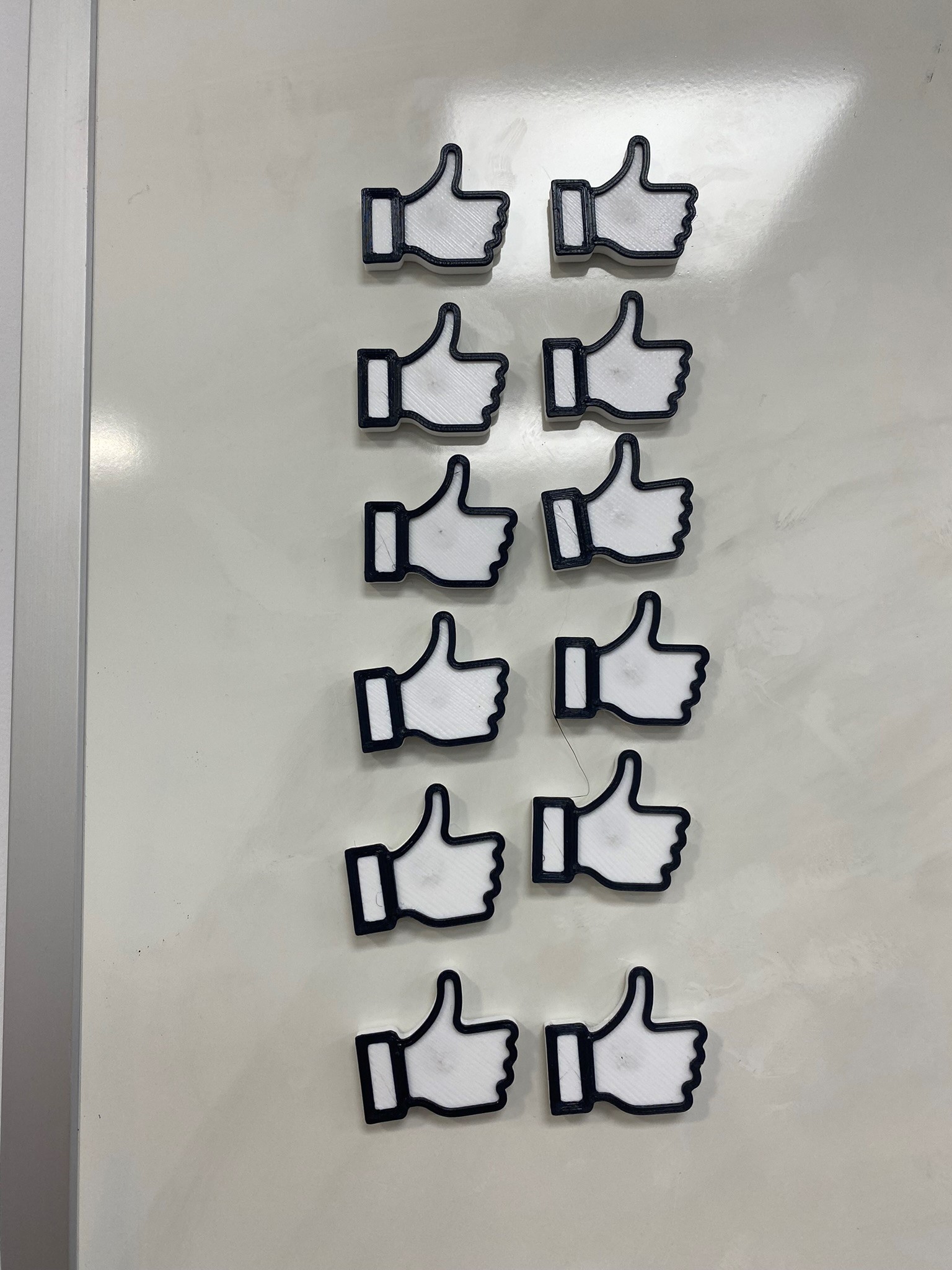 Magnetic thumbs up by KERLE MAKERSPACE | Download free STL model ...