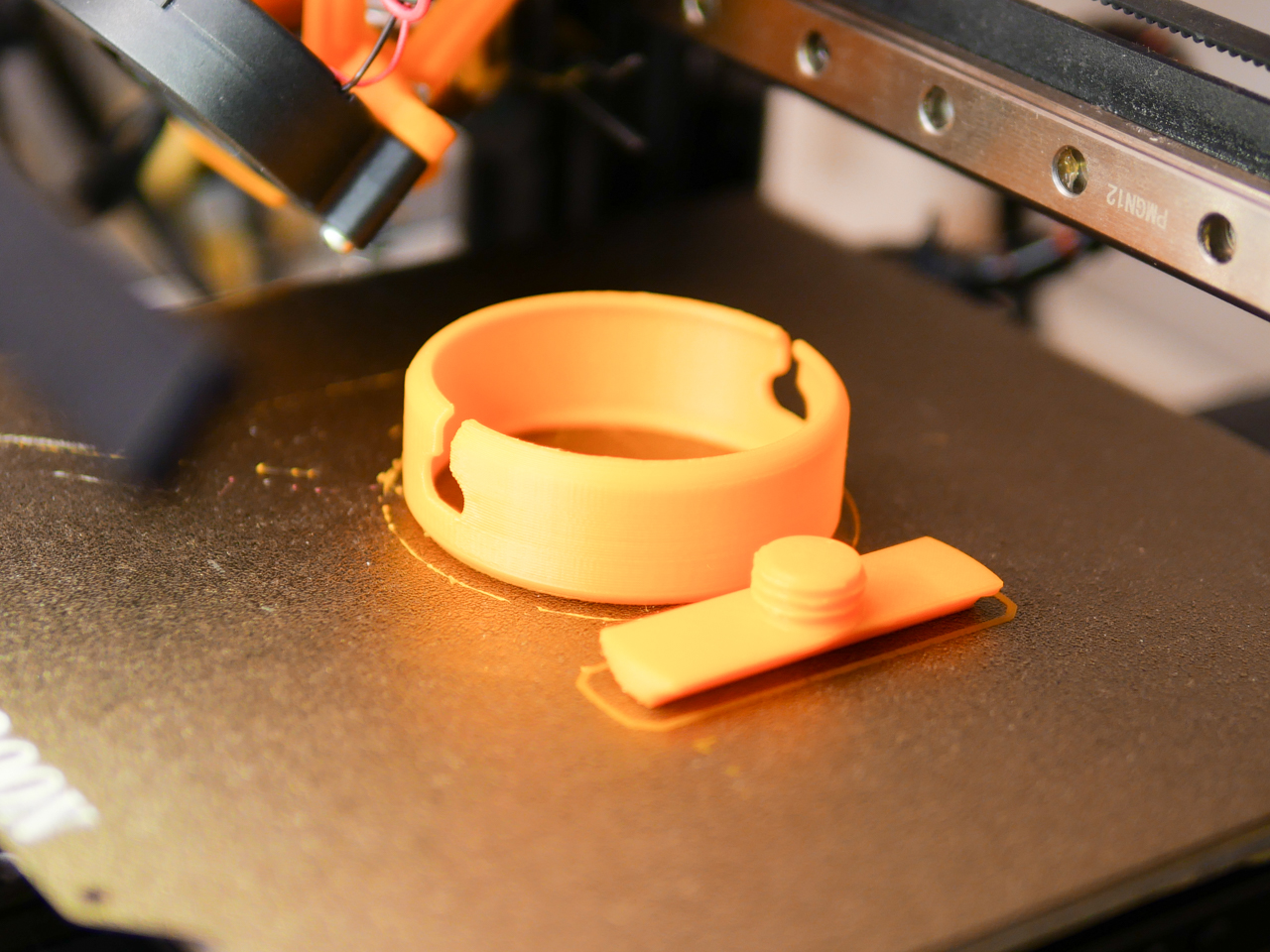 Make of USB Cable Reel v2.0 by 3D 2Lab | Download free STL model ...