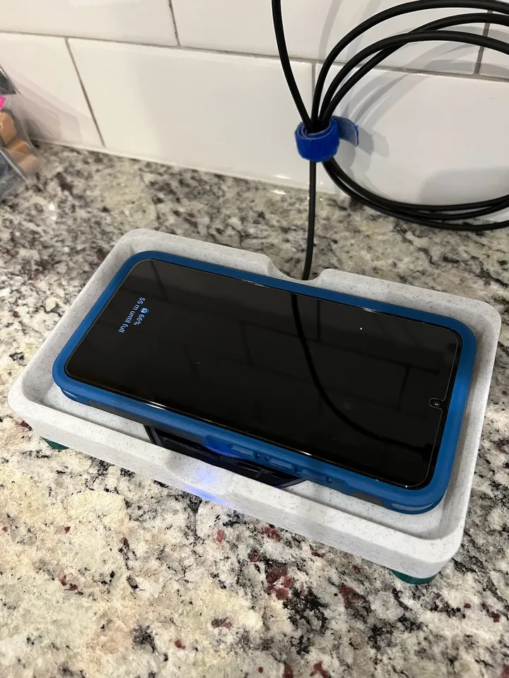 Wireless charger tray by Jon | Download free STL model | Printables.com