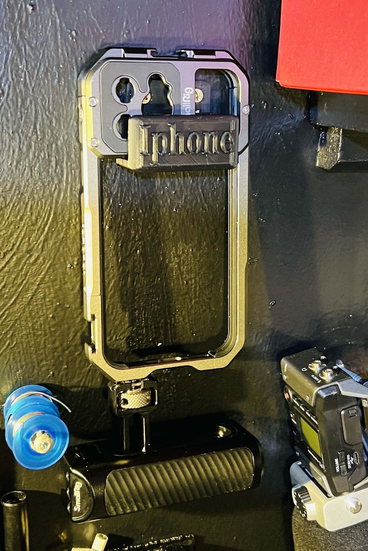 Wall mount smallrig Iphone by liloev | Download free STL model ...