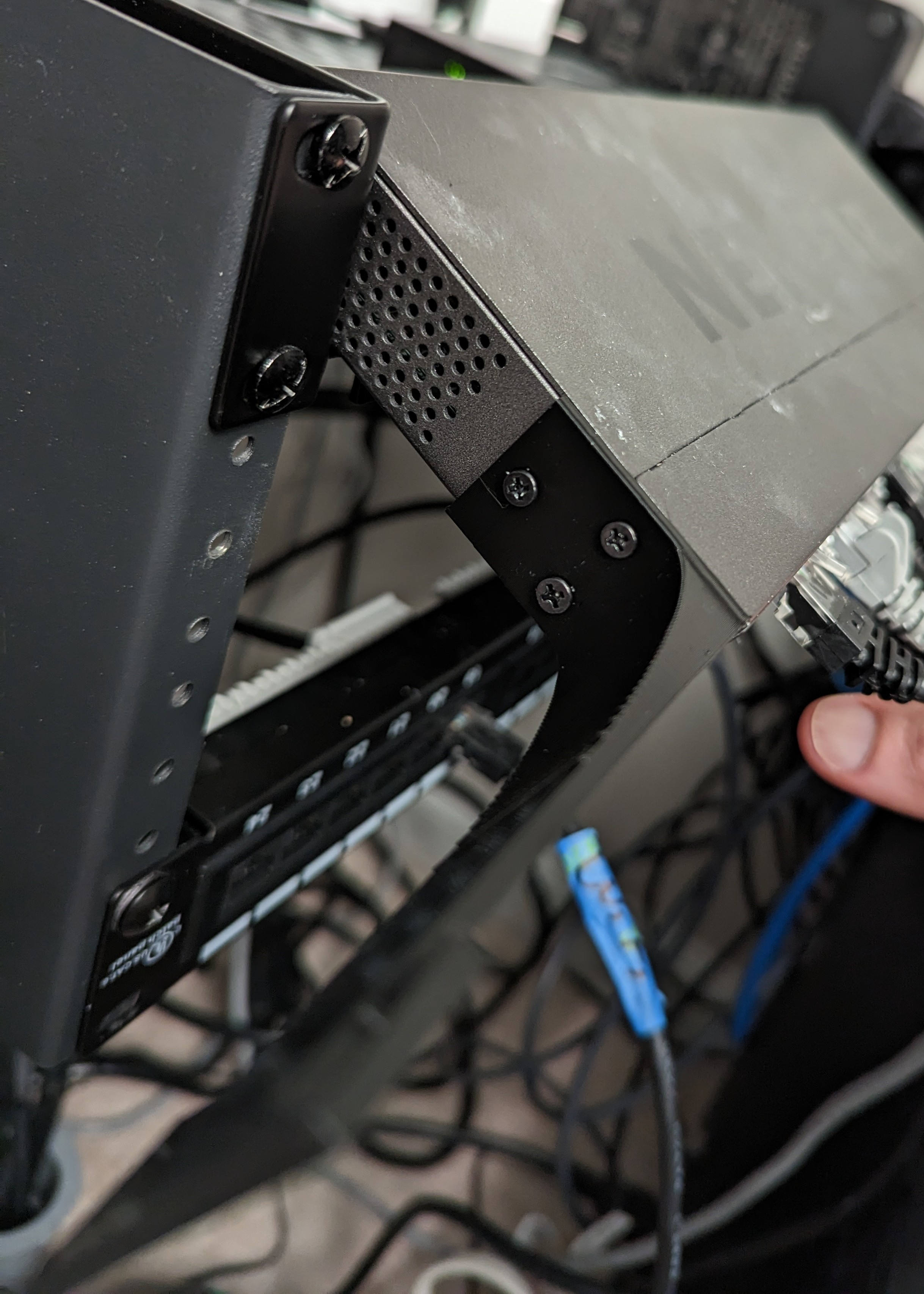 Netgear GS116 Switch Rack Mount Ears / Wings by Brent | Download free ...