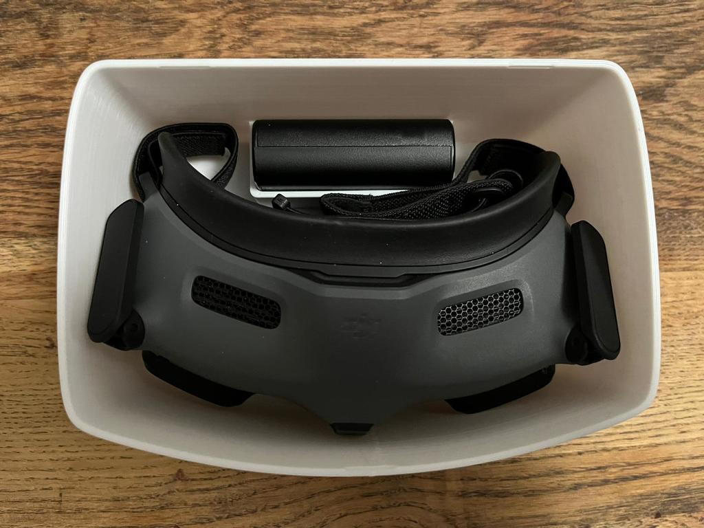 DJI FPV Goggles 2 Box by DynaMake | Download free STL model ...