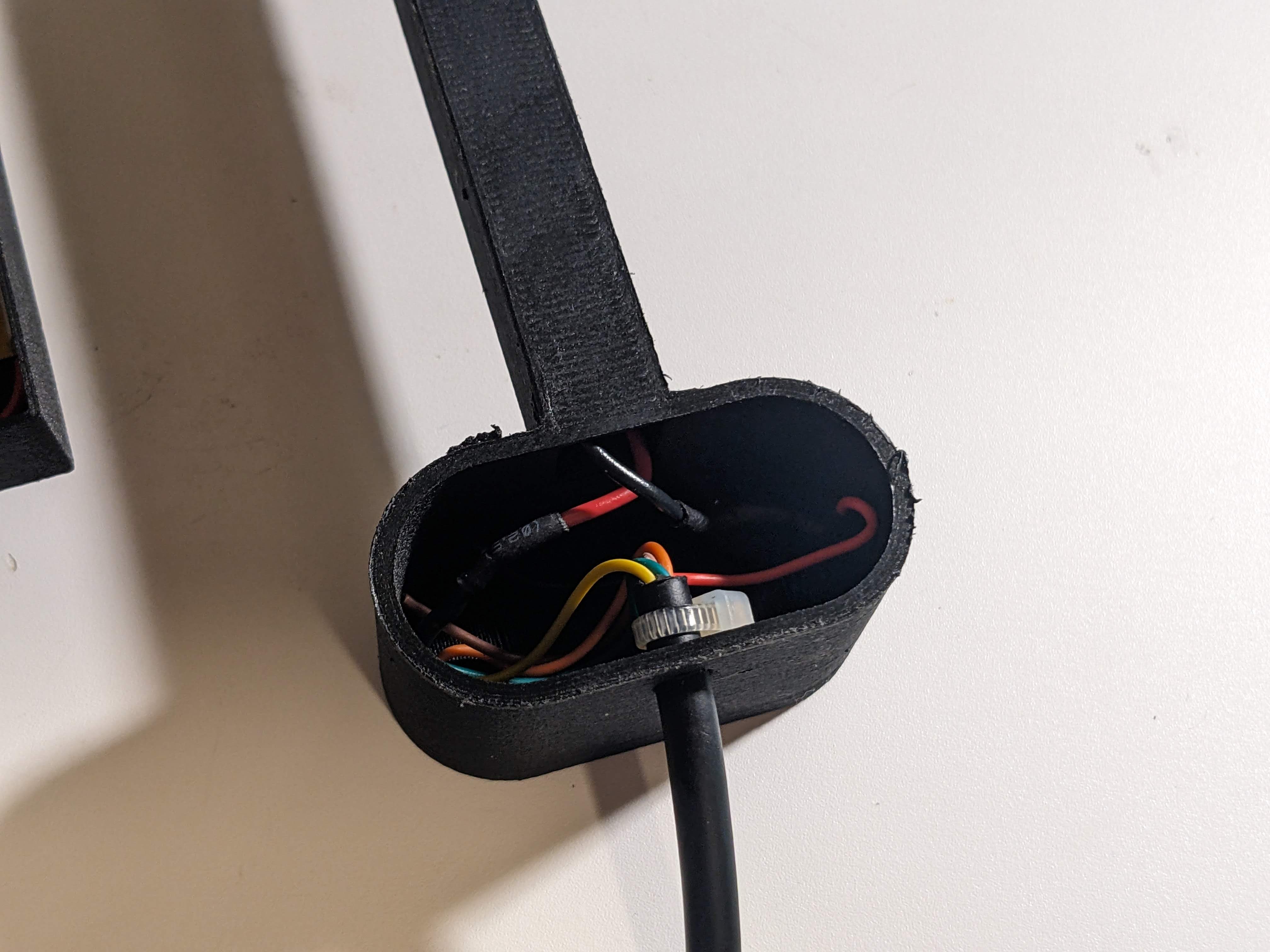 BambuLab AMS Riser with LEDs von T3CHKOMMIE | Kostenloses STL-Modell ...