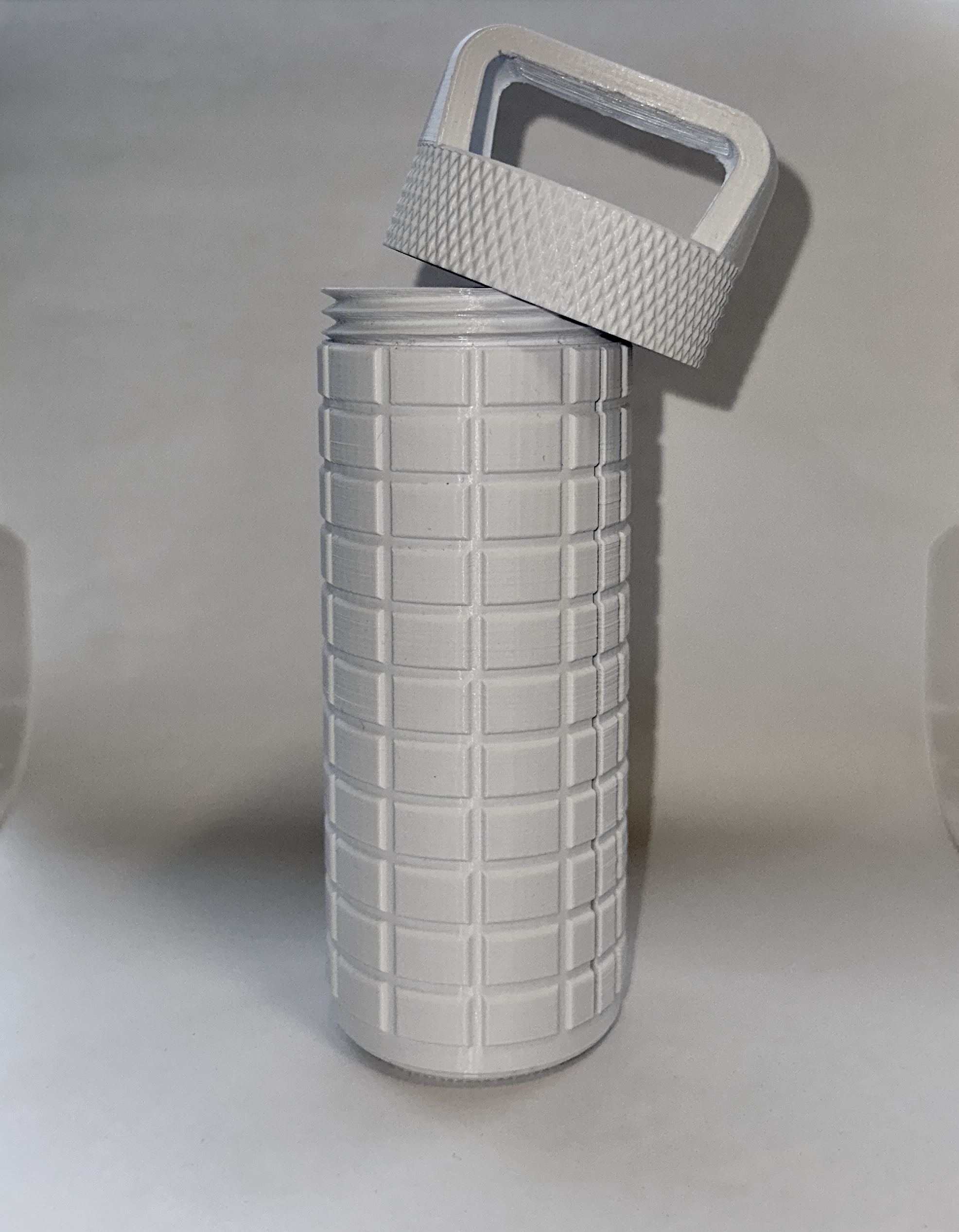 Rugged capsule container by Morzax | Download free STL model ...