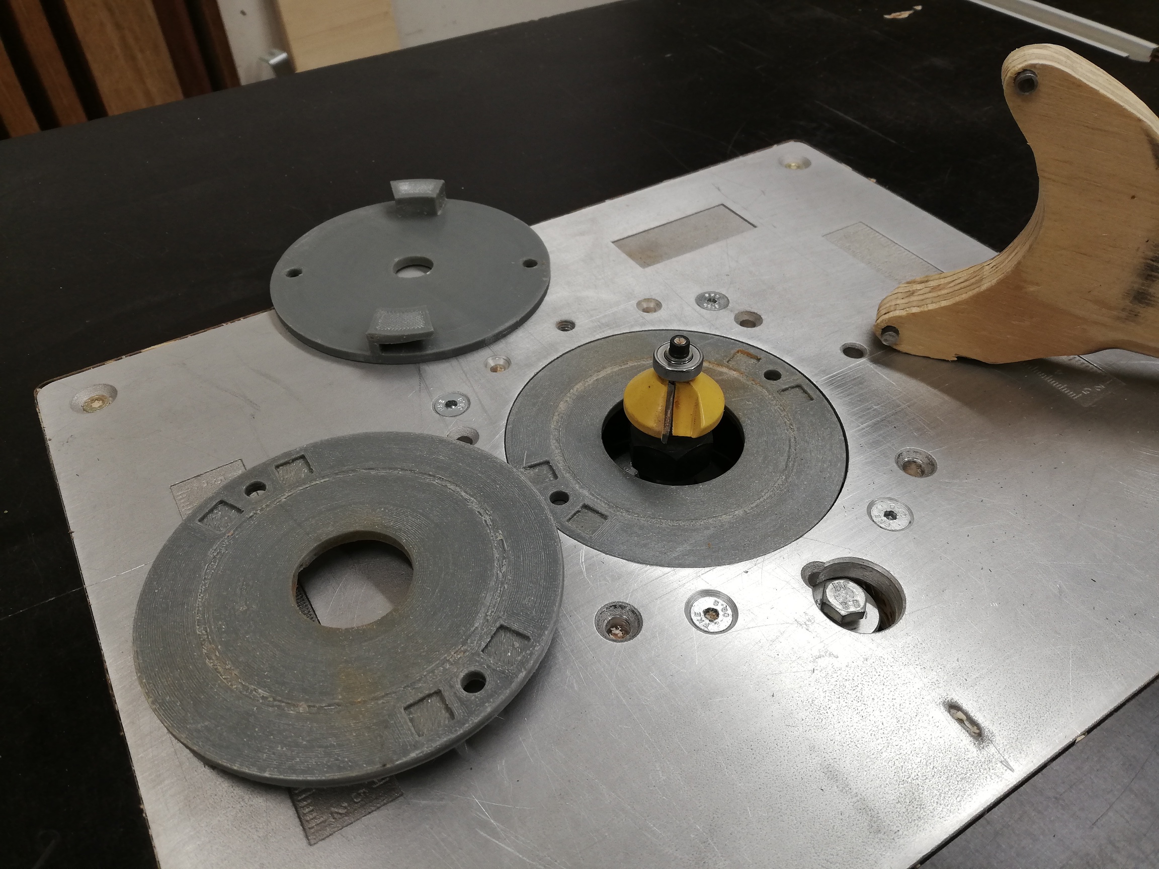 Router table disk inserts by takara | Download free STL model ...