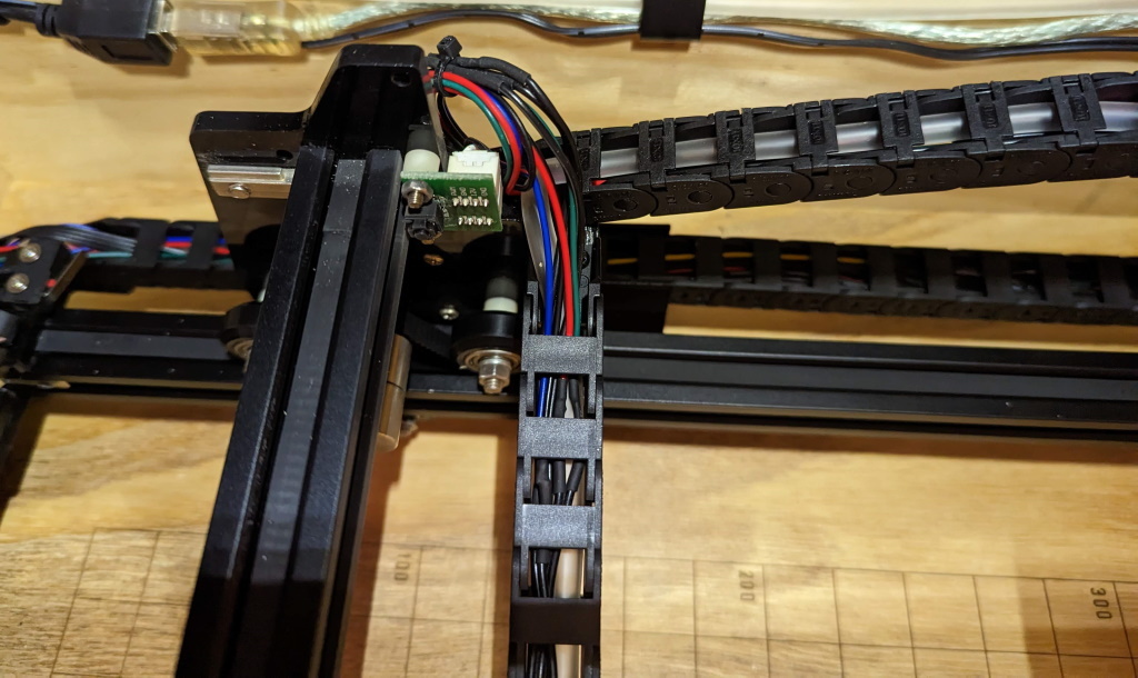 Ortur Laser Master 2 Drag Chain Mounts by Ken Mills | Download free STL ...