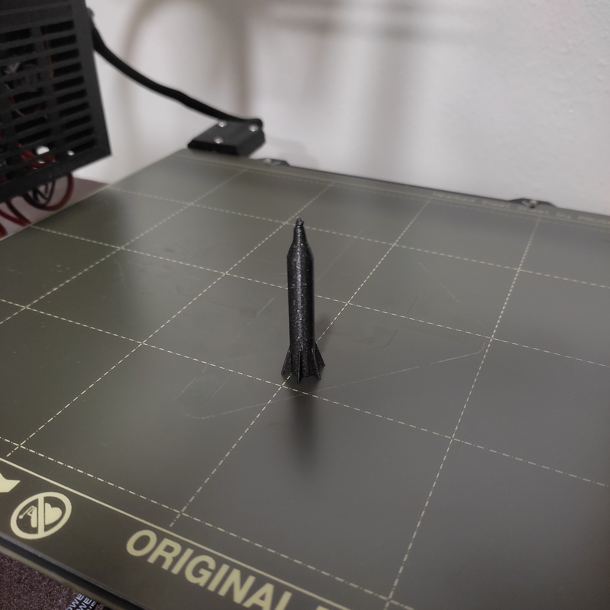 Small rocket by ViliamZ | Download free STL model | Printables.com