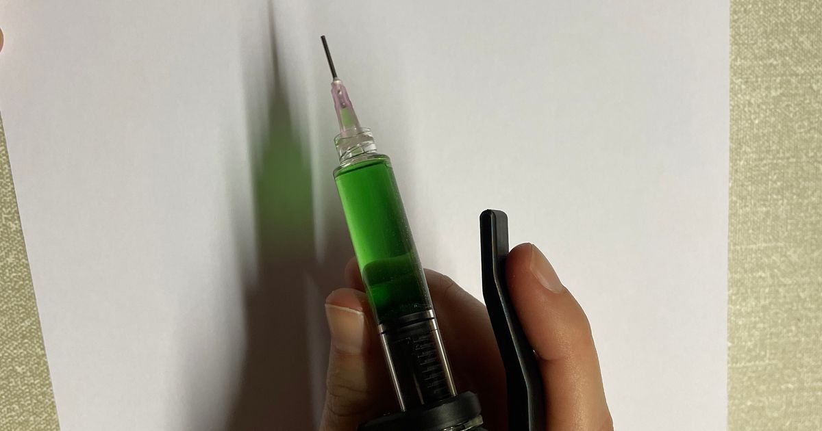 Syringe dispenser by LMR0X | Download free STL model | Printables.com