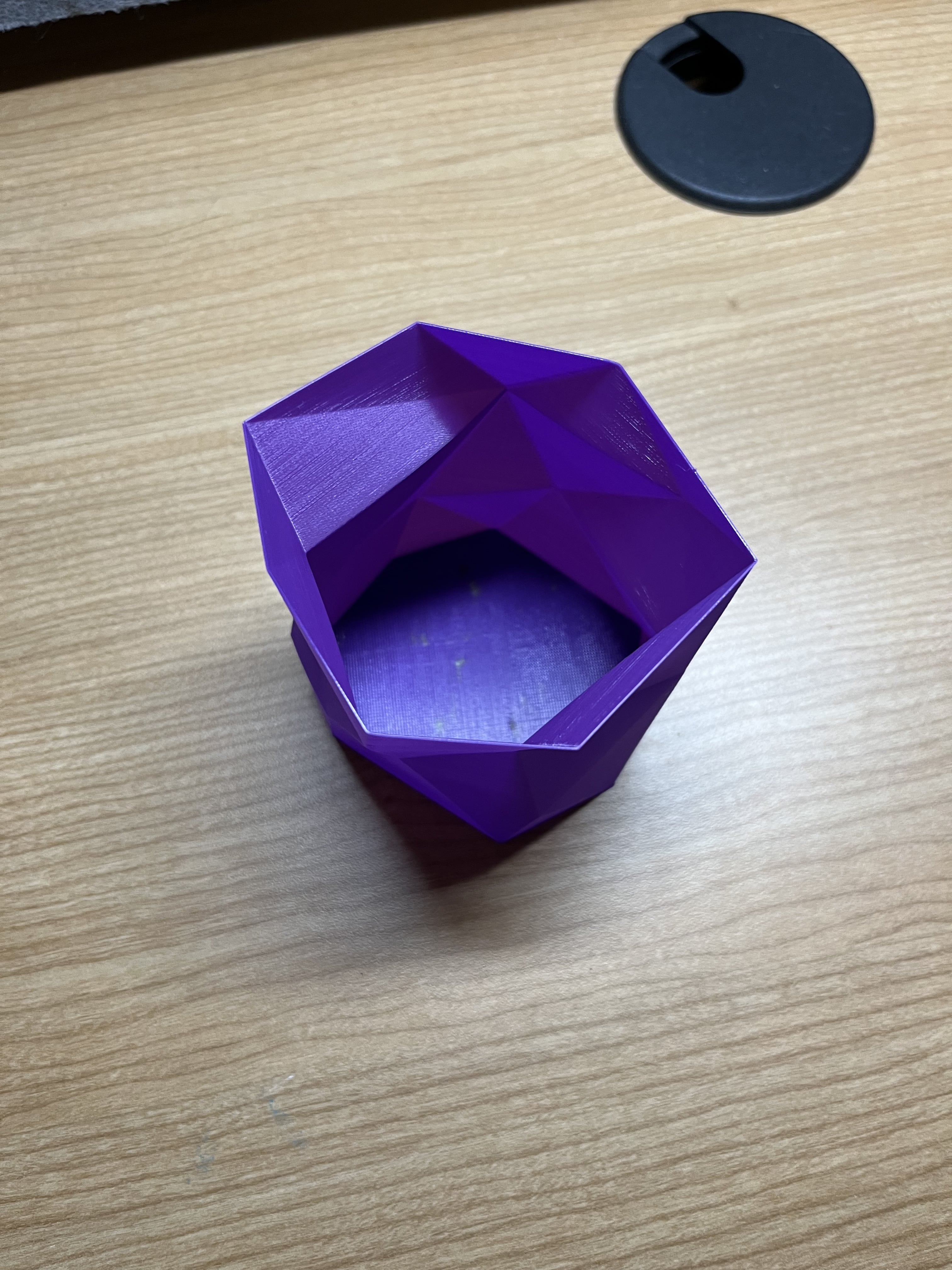Low Poly Pen holder by Cole Abbott | Download free STL model ...