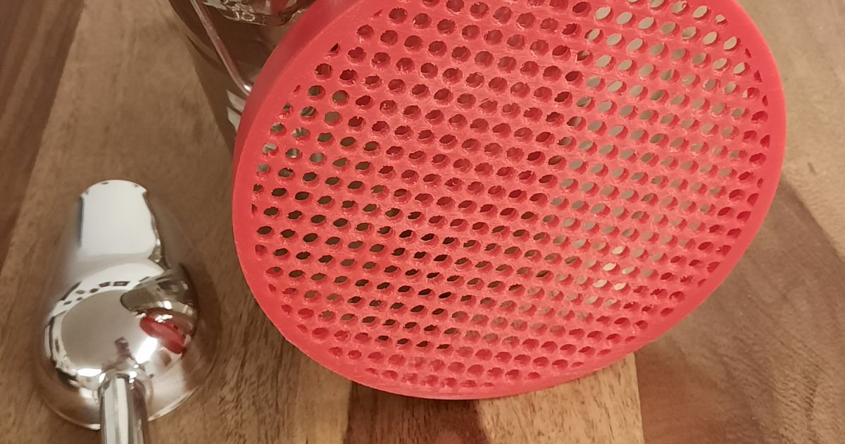 Ice bucket Bottom strainer by Federicothefridge | Download free STL ...