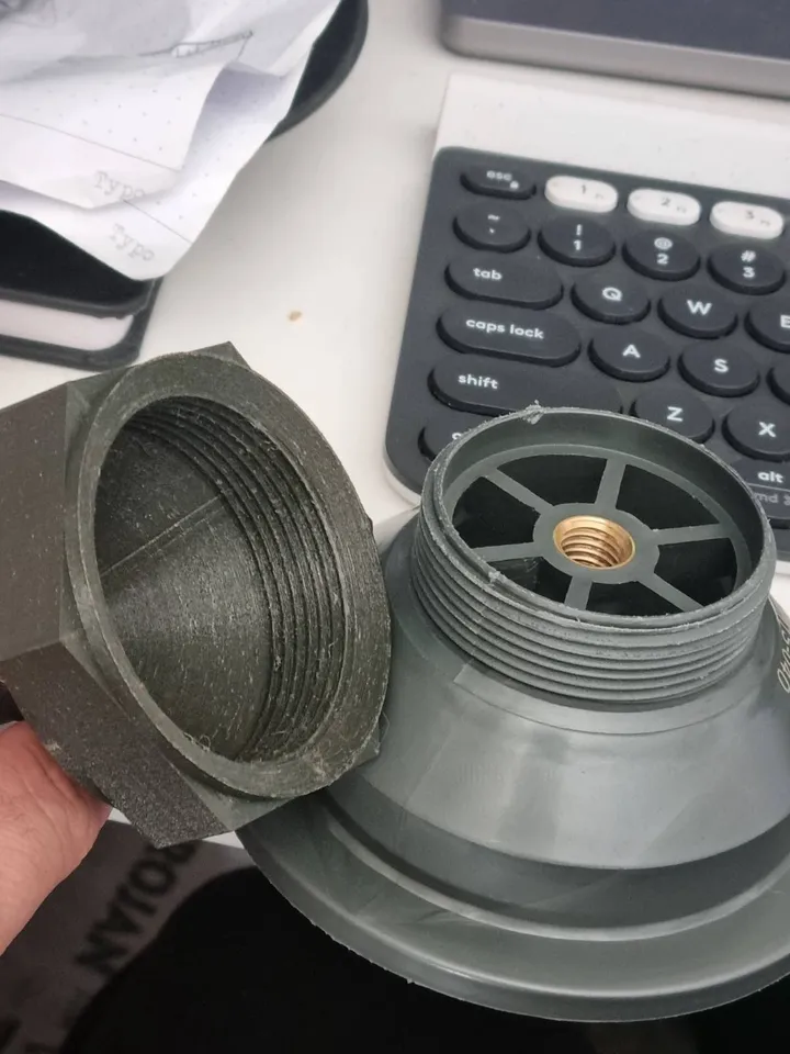 60mm threaded to 25mm barbed adapter by Kraiden | Download free STL ...