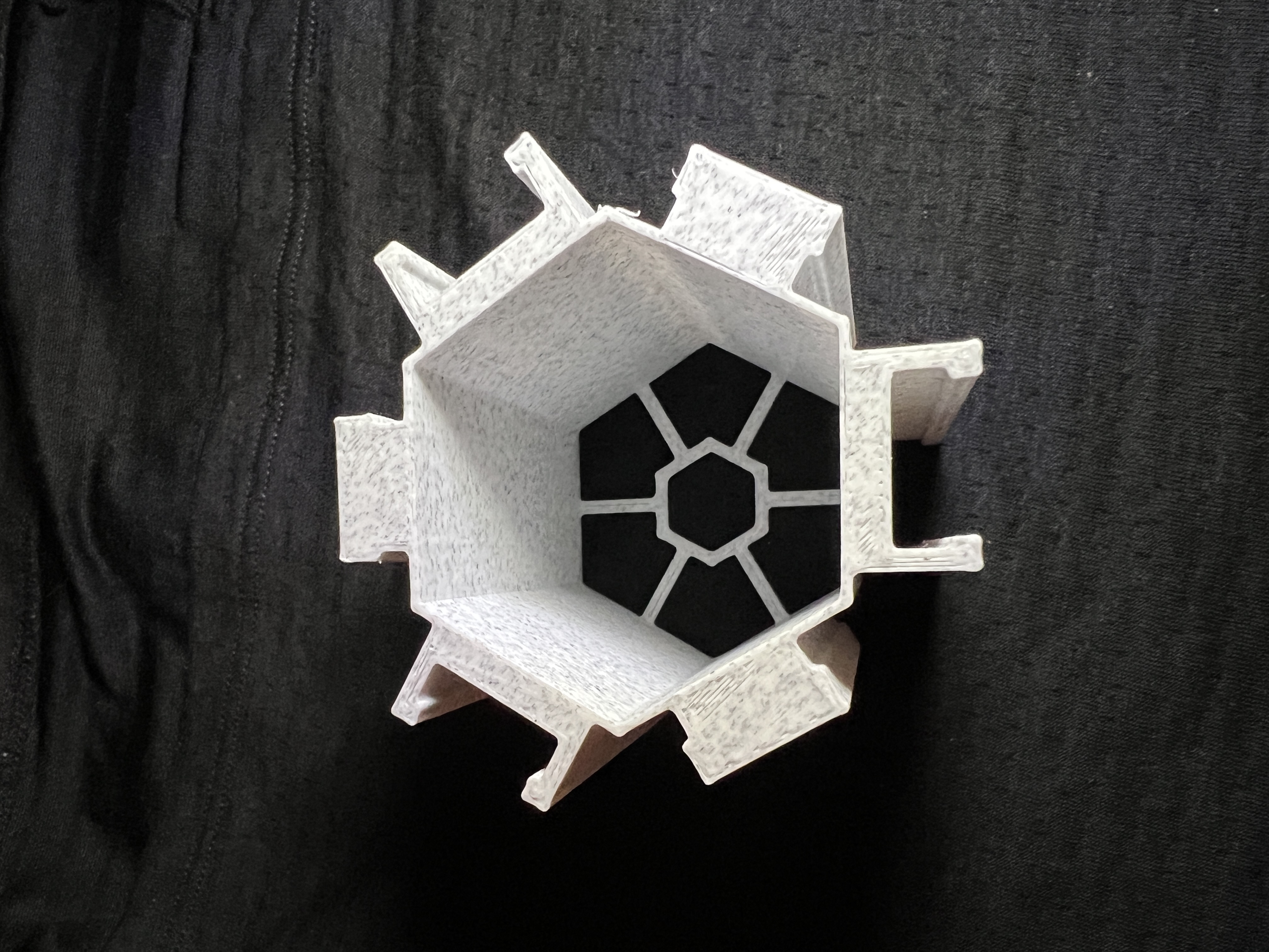 Slide Together Hexagon Drawers by Vioppoiv | Download free STL model ...