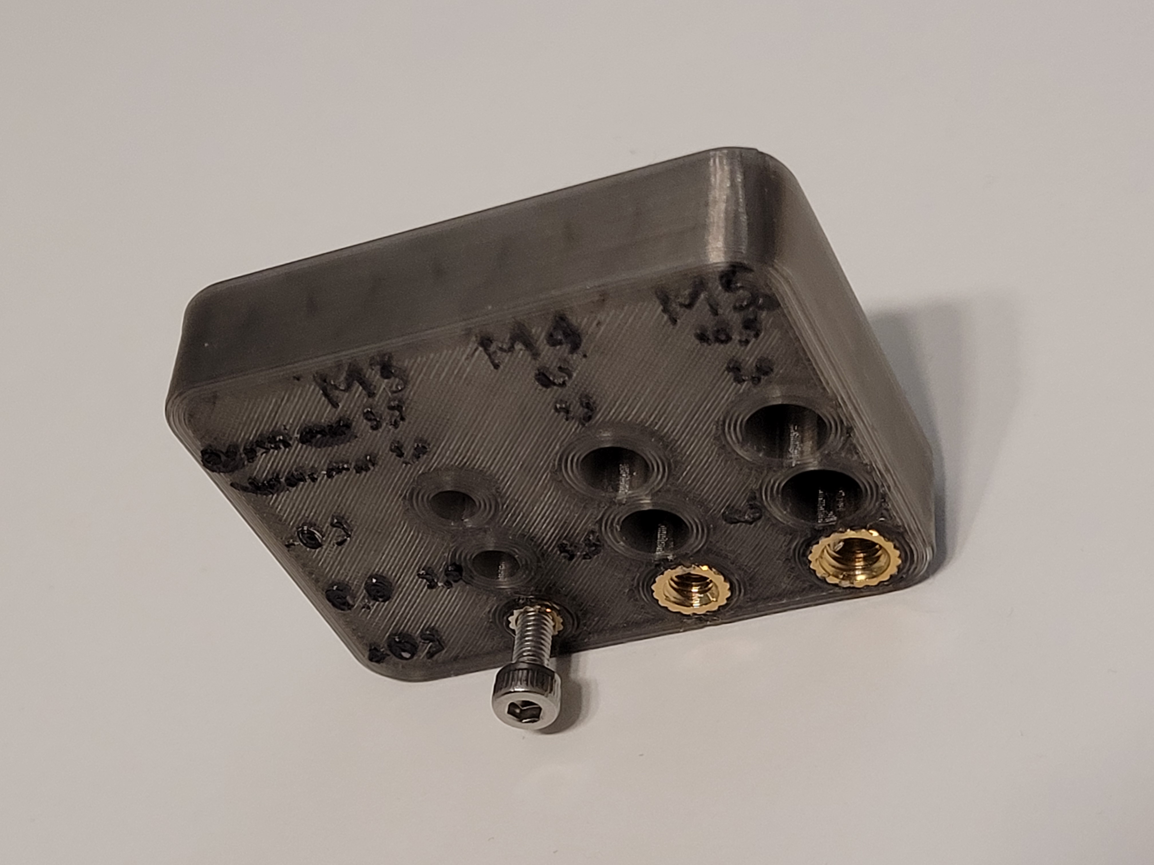 Heatset insert - Test by MD3D | Download free STL model | Printables.com