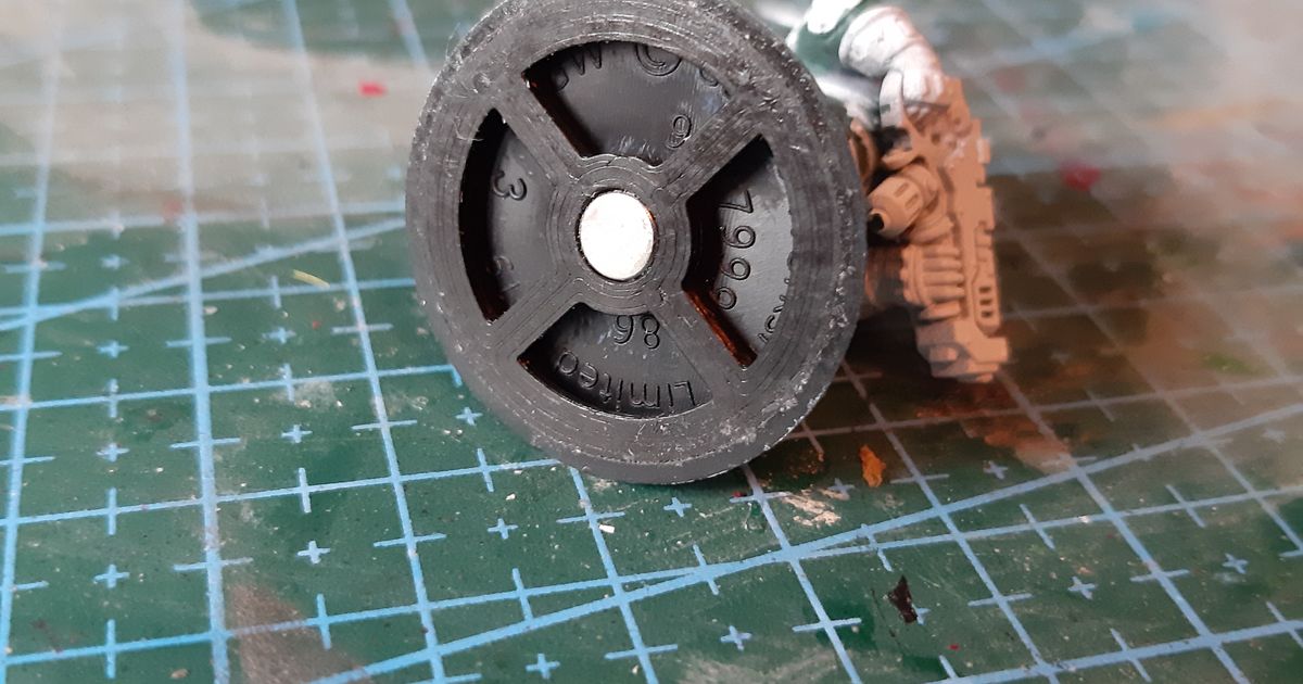 Magnet Socket for 28mm Citadel Bases by VoyMakesMinis | Download free ...