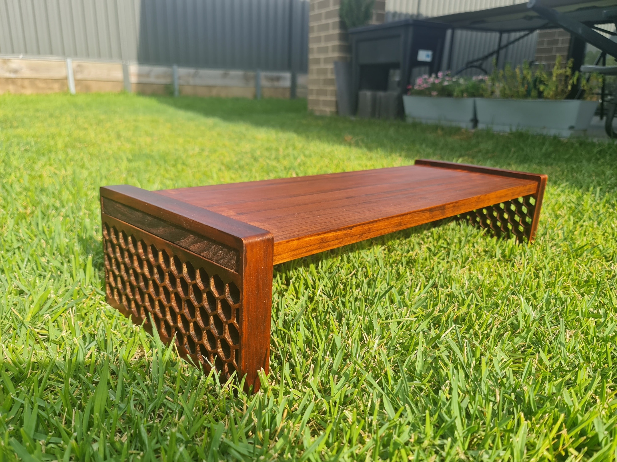 Honeycomb monitor stand (fits 235mm wide board) by sengineer | Download ...