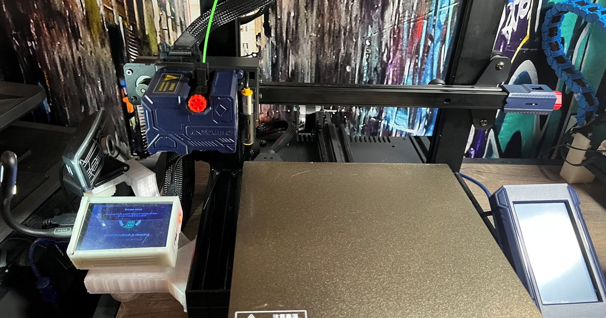 Raspberry Pi with touch screen mount with webcam for side of Kobra ...