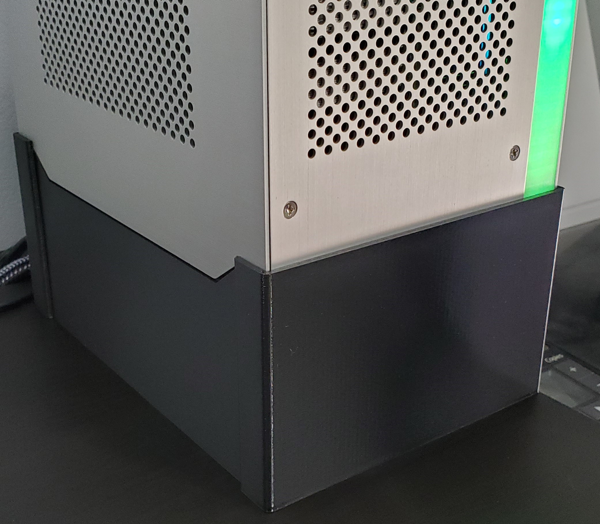DAN A4-SFX Vertical Stand for 17mm GPU Panel Spacer por Greymanx ...