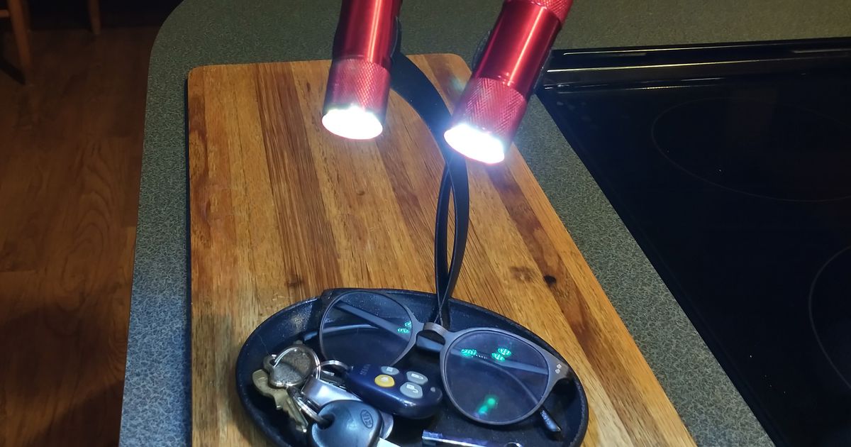 Illuminated Catch-All Tray / Task Lamp by LoboCNC | Download free STL ...