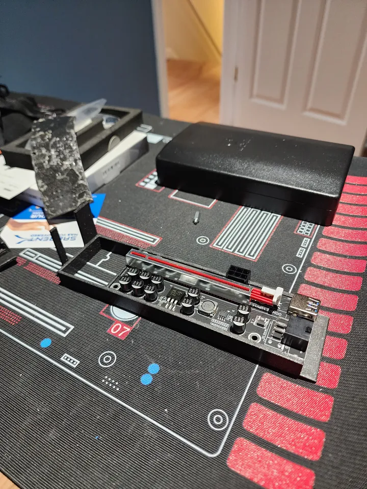 PCI-e Single Slot Riser Stand by IroesStrongarm | Download free STL ...