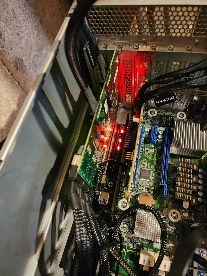 PCI-e Single Slot Riser Stand by IroesStrongarm | Download free STL ...