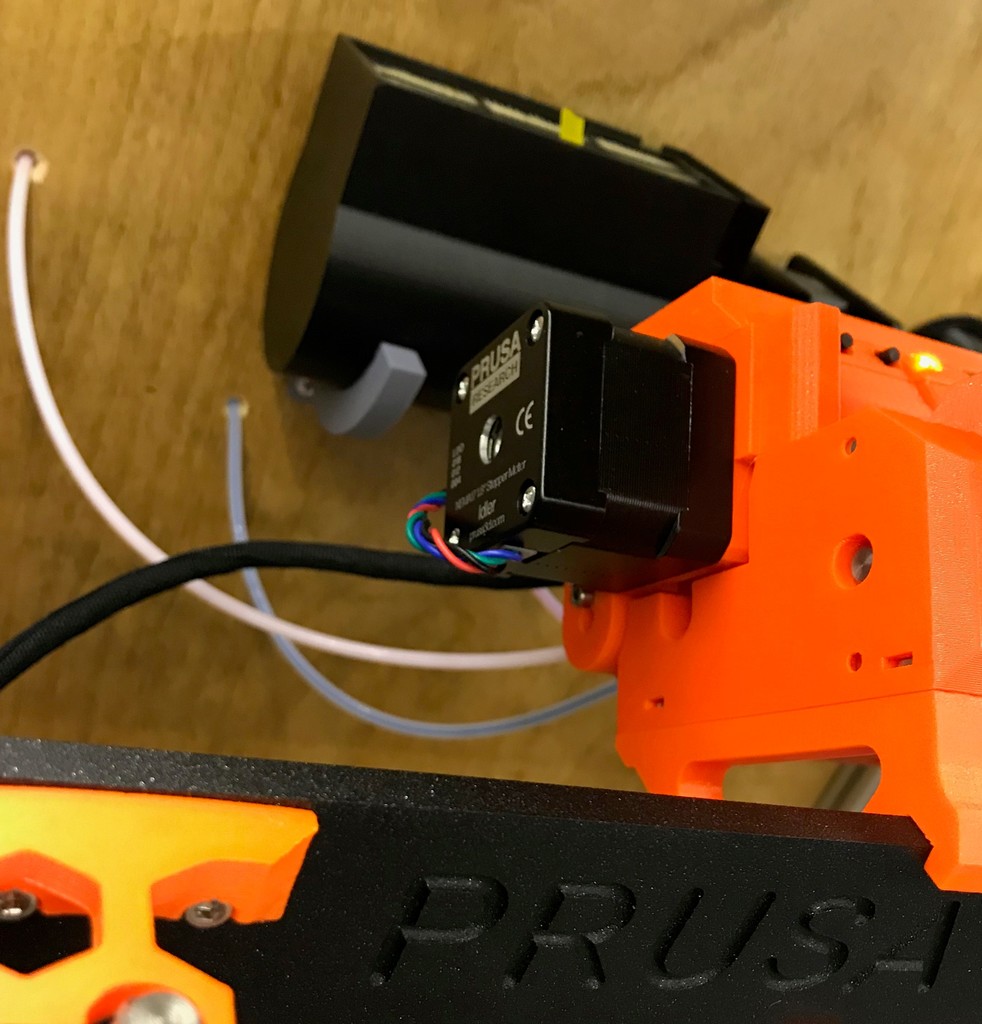 Prusa i3 MMU2 Filament Buffer by jmillerfo | Download free STL model ...