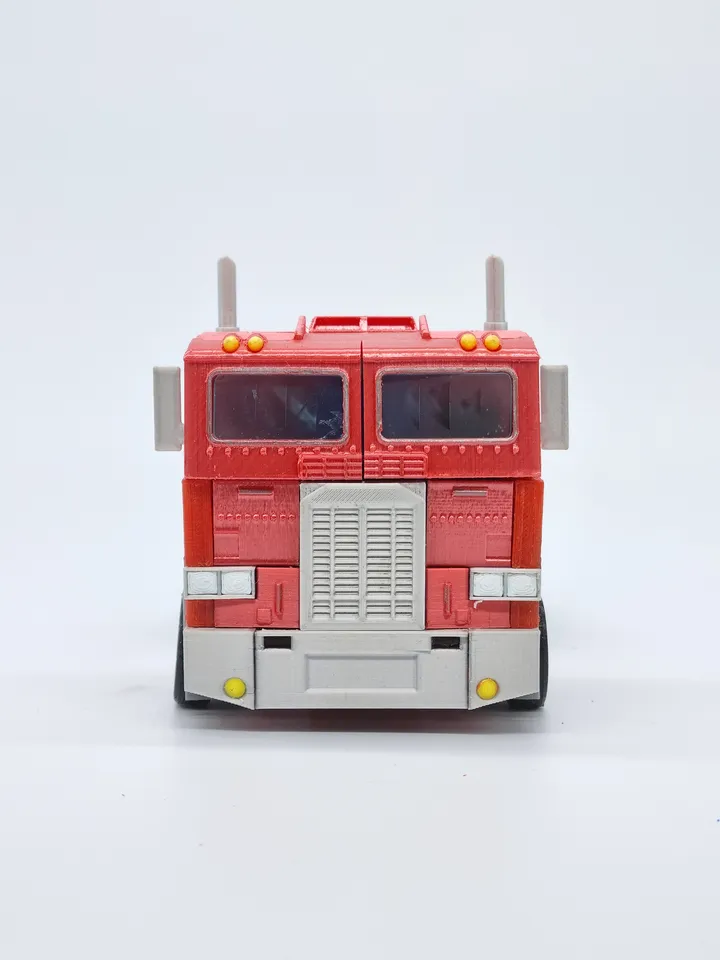 MP10 Masterpiece Optimus (Articulated, Color Separated, Transformable) by plasticbruv | Download ...