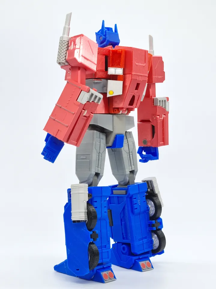 MP10 Masterpiece Optimus (Articulated, Color Separated, Transformable) by plasticbruv | Download ...