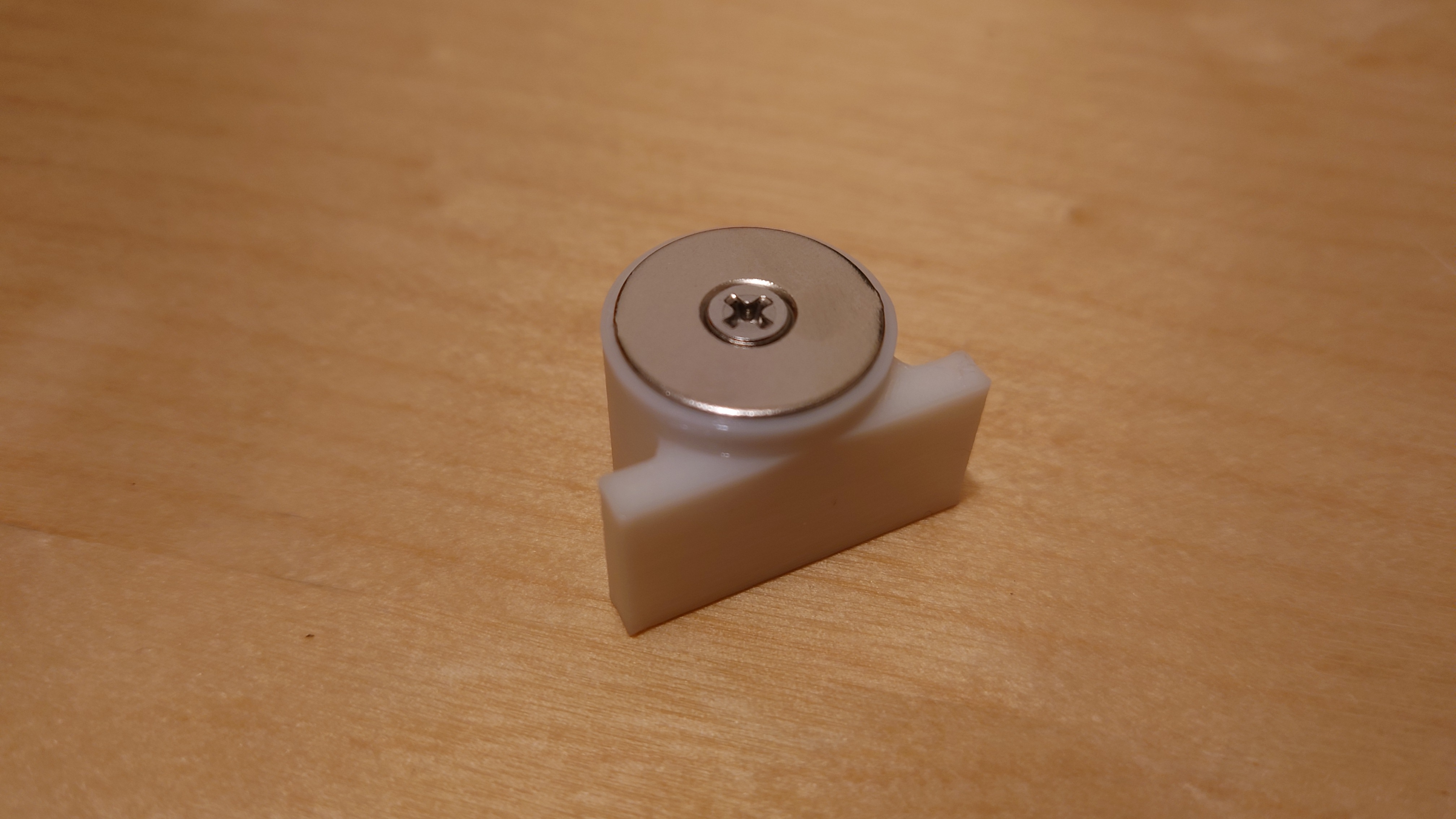 Bath panel magnetic fixing by RiotOne | Download free STL model ...