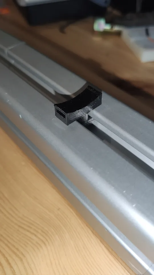 Extrusion Profile Cable Clip by deBoulanger | Download free STL model ...