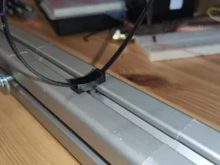 Extrusion Profile Cable Clip by deBoulanger | Download free STL model ...