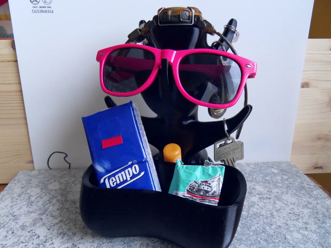 Butler "FLOOPY" Universal Organizer Figure with EDC-Tray Bowl by ...