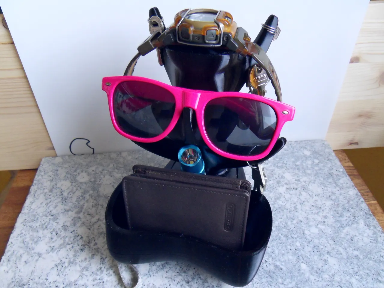 Butler "FLOOPY" Universal Organizer Figure with EDC-Tray Bowl by ...