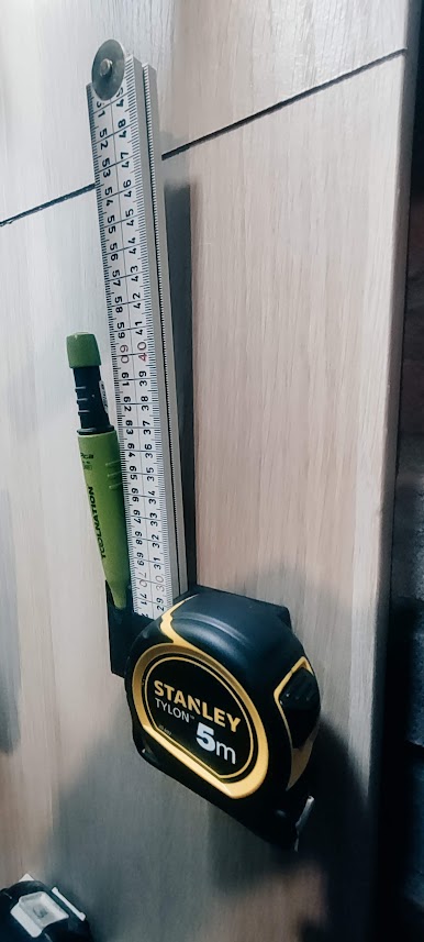 Measuring station PICA 3030, Folding ruler, Stanley 5M tapemeasure by ...