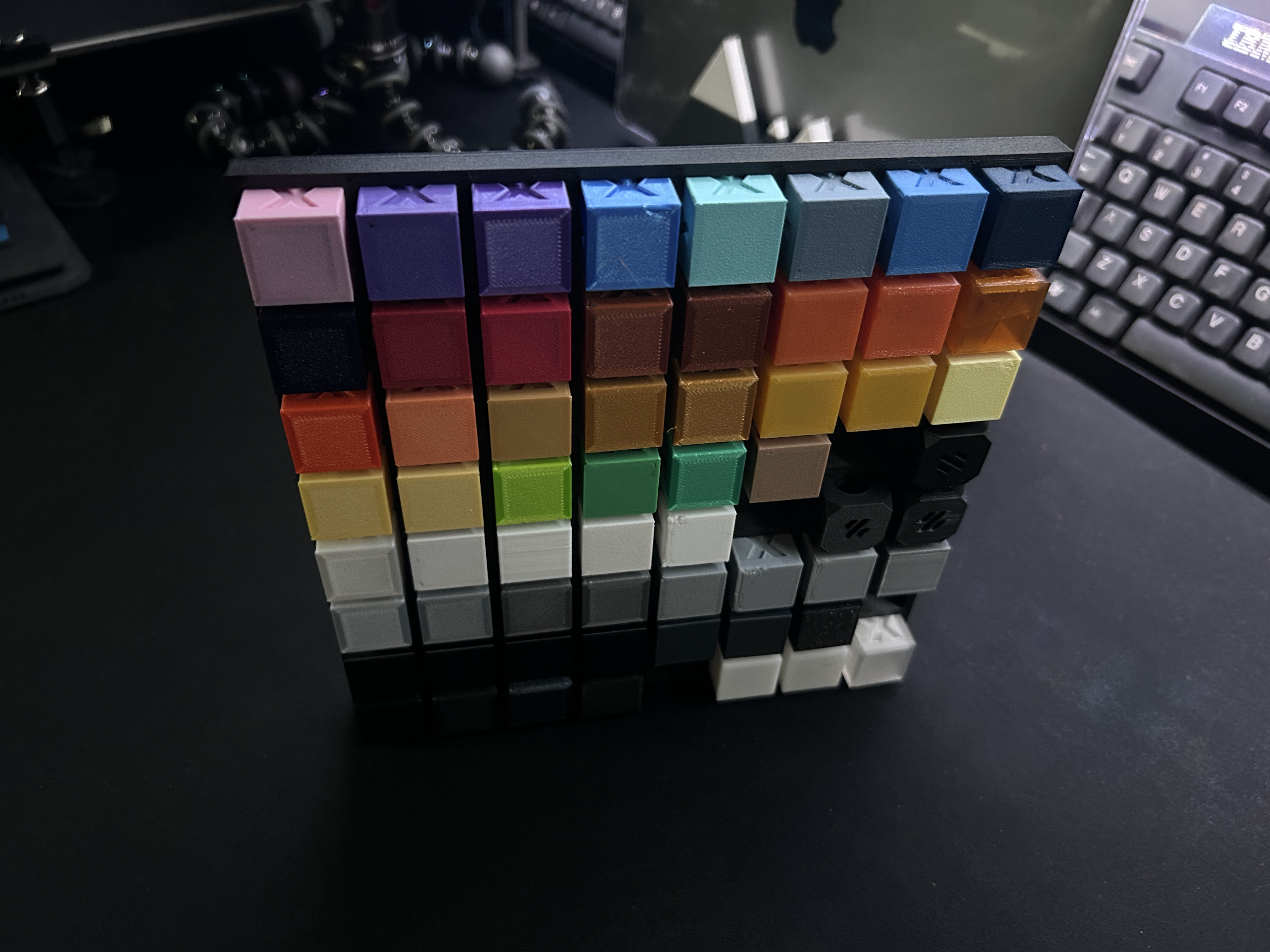 SwatchGRID - 20mm Calibration Cube Holder by K2_Kevin | Download free ...
