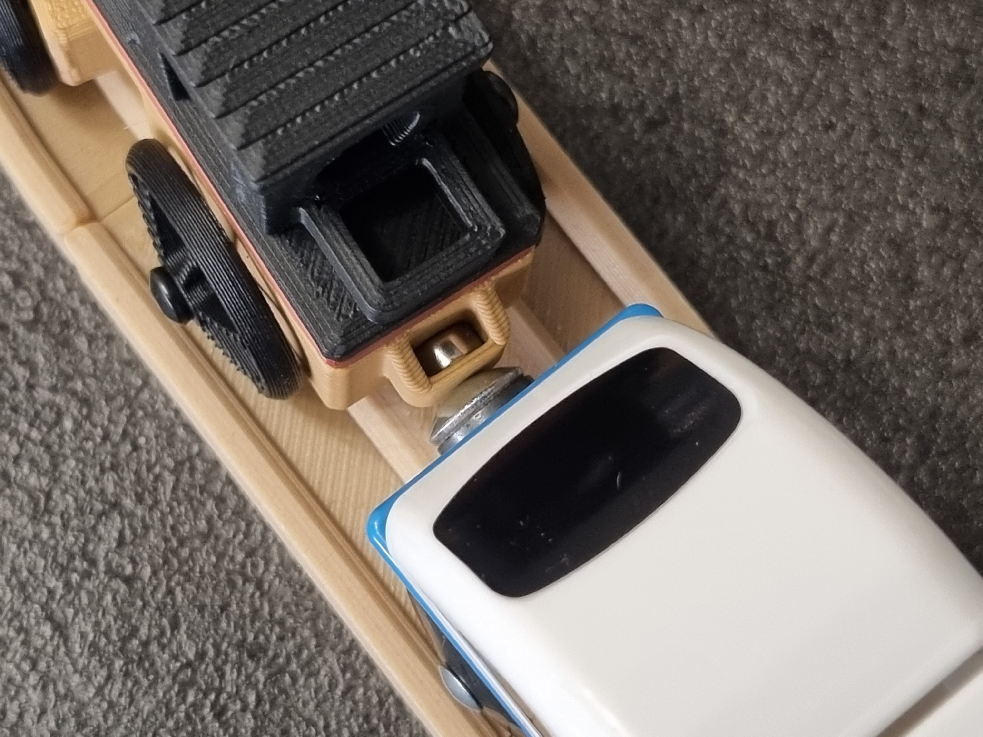 Benchy-inspired Train (for BRIO/IKEA/...) no Supports da waintdeir ...