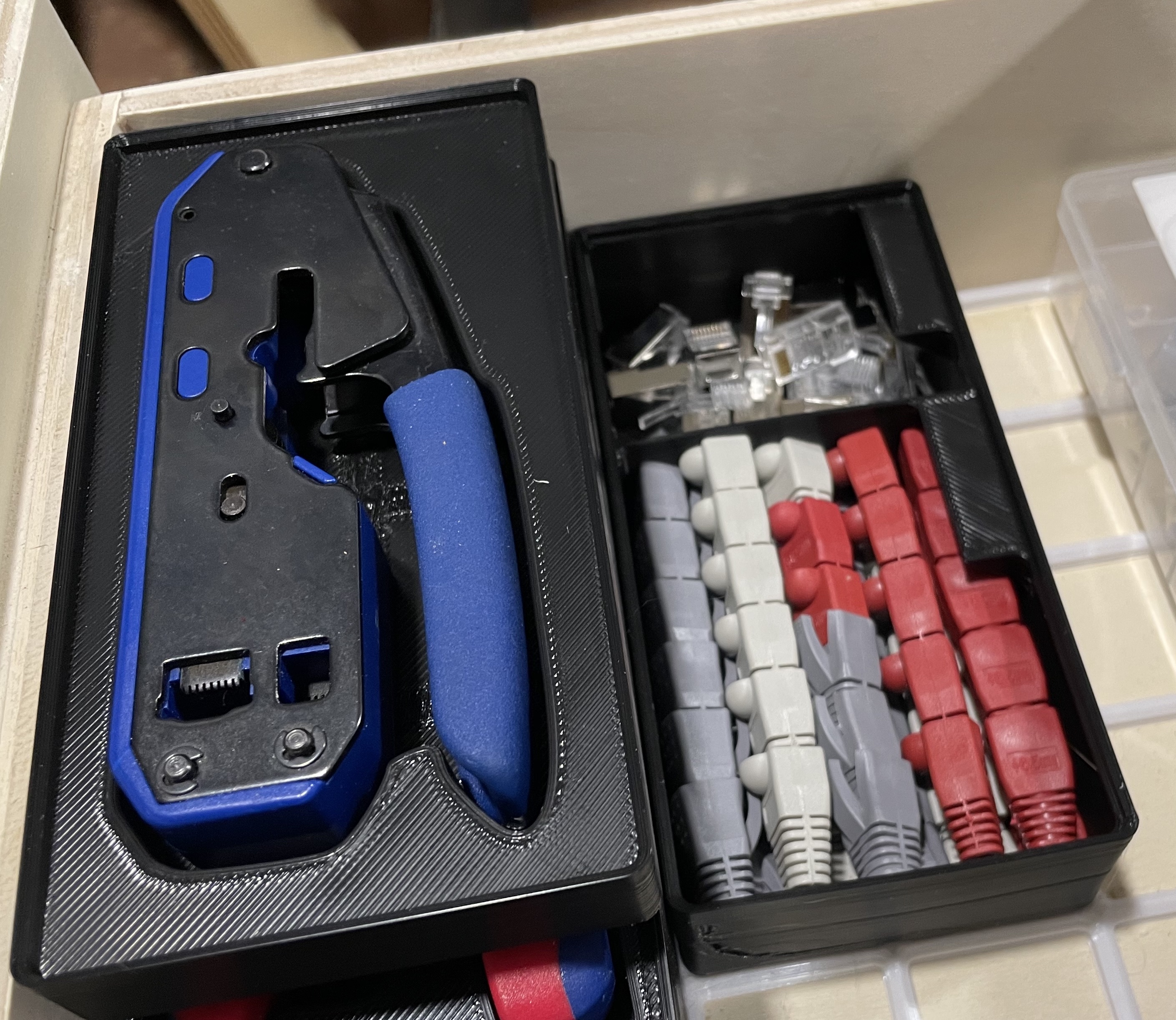 RJ45 crimp tool gridfinity tray by Miguel Camba | Download free STL ...
