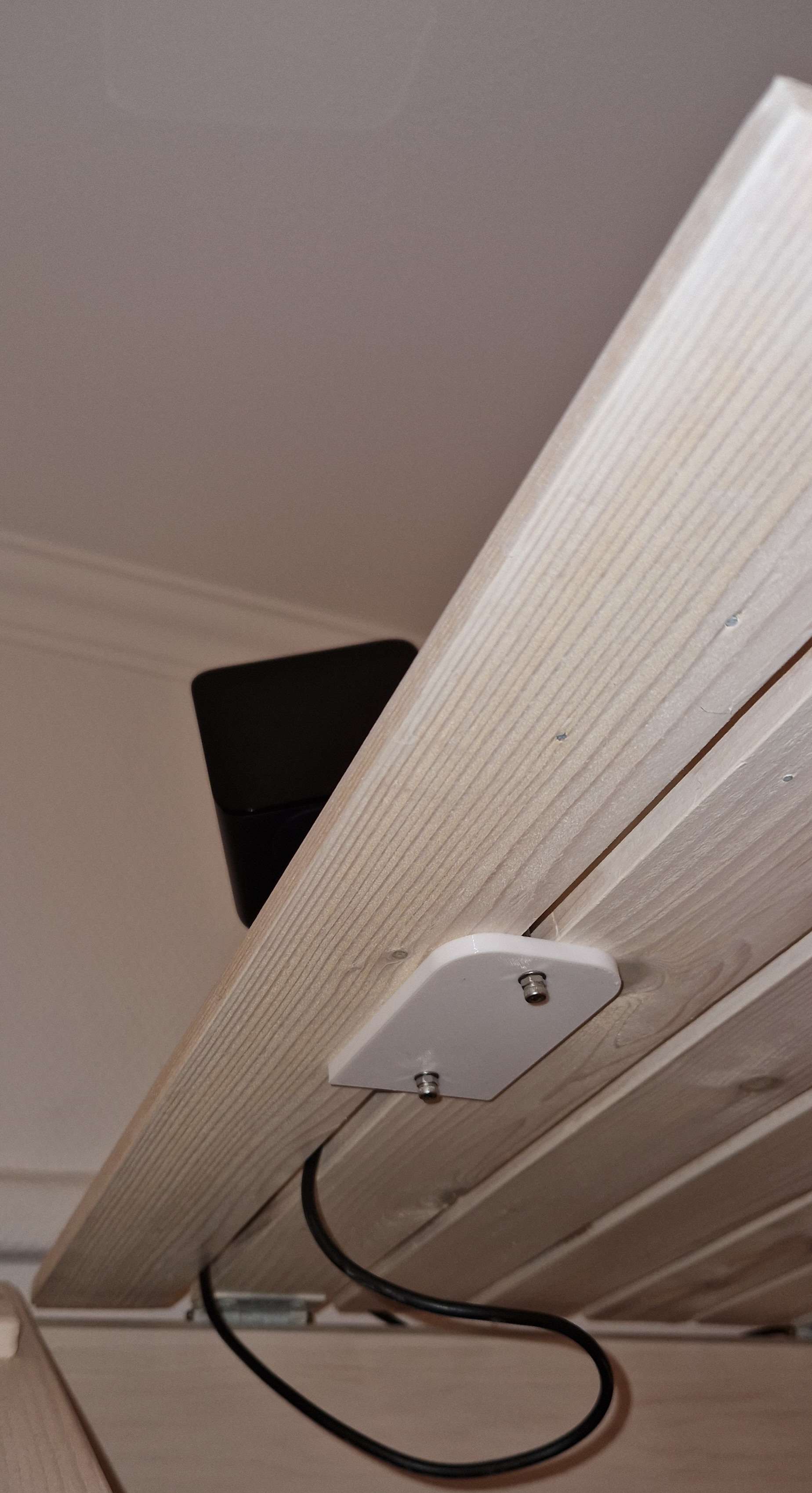 HTC Vive Base Station Slide-In Mounting Bracket by Bas | Download free ...