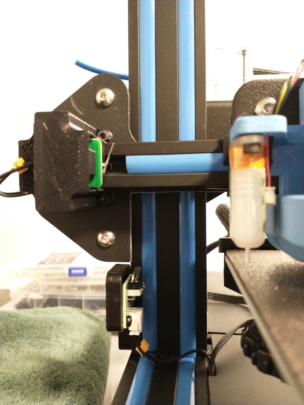 X-Axis Cover V2 with more range for Aquila using modified Ender bracket ...