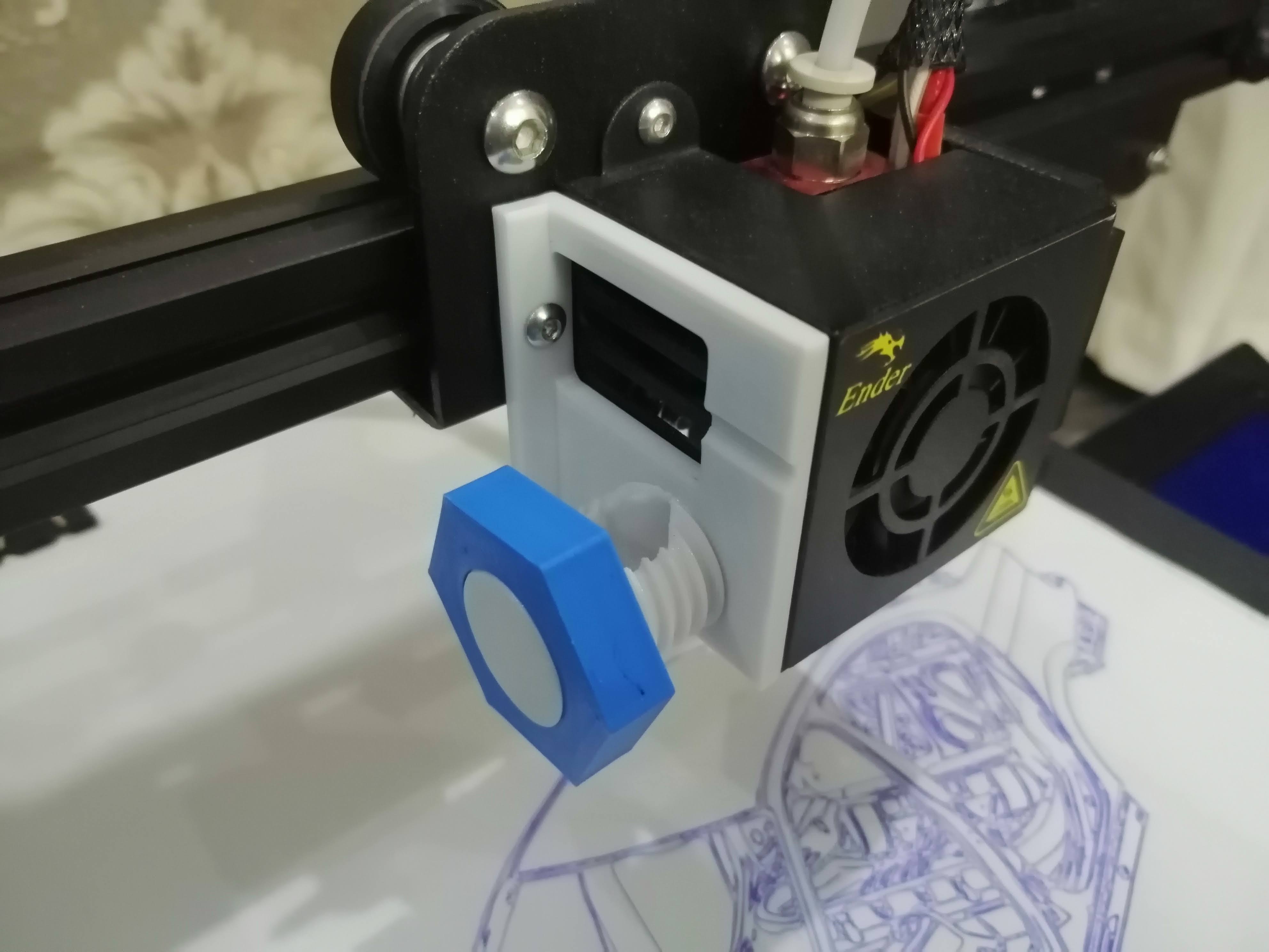 Porte stylo pour ender 3 by Fabrice Bordenave | Download free STL model ...