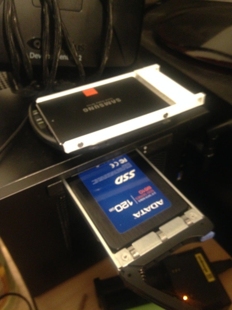 ssd hdd slide in tray 2.5" by FredMF | Download free STL model ...