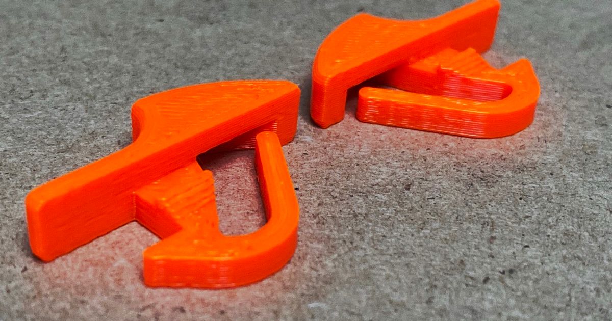 Clips for 30cm and 40cm Euroboxes by Canislupus | Download free STL ...