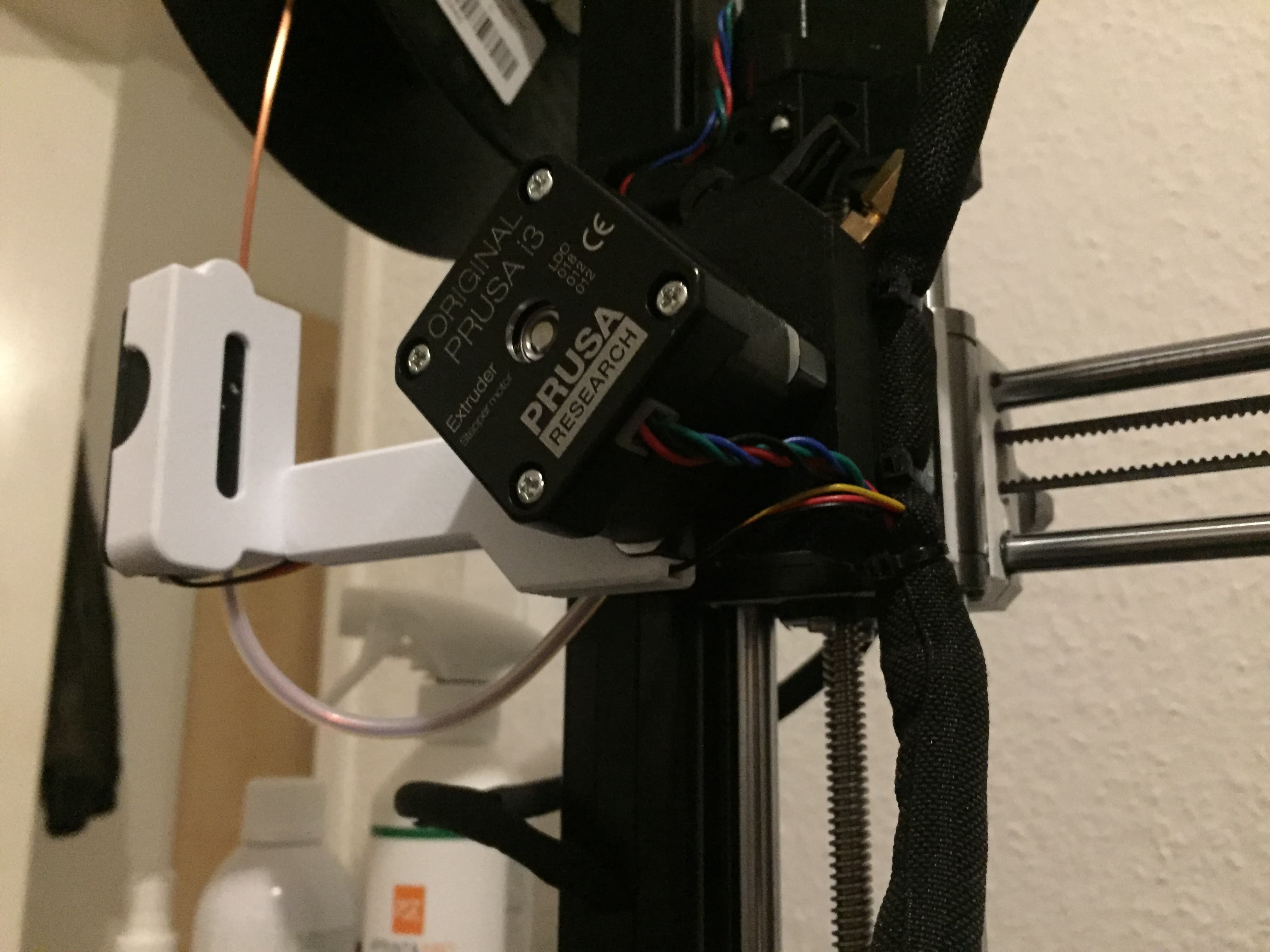 Prusa MINI filament sensor holder with cable duct by Daniel | Download ...