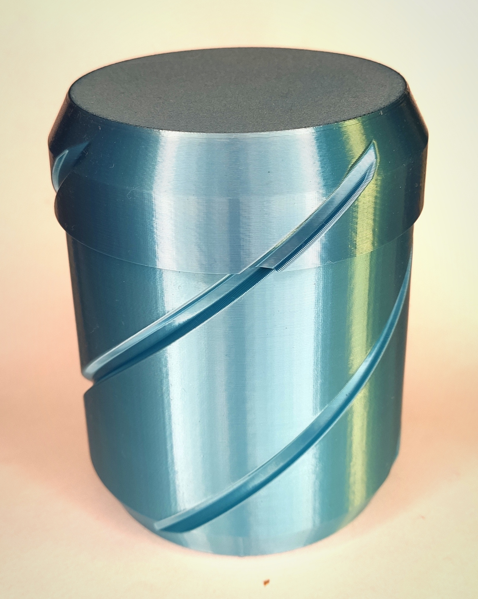 Threaded container with closure by Marek S | Download free STL model ...