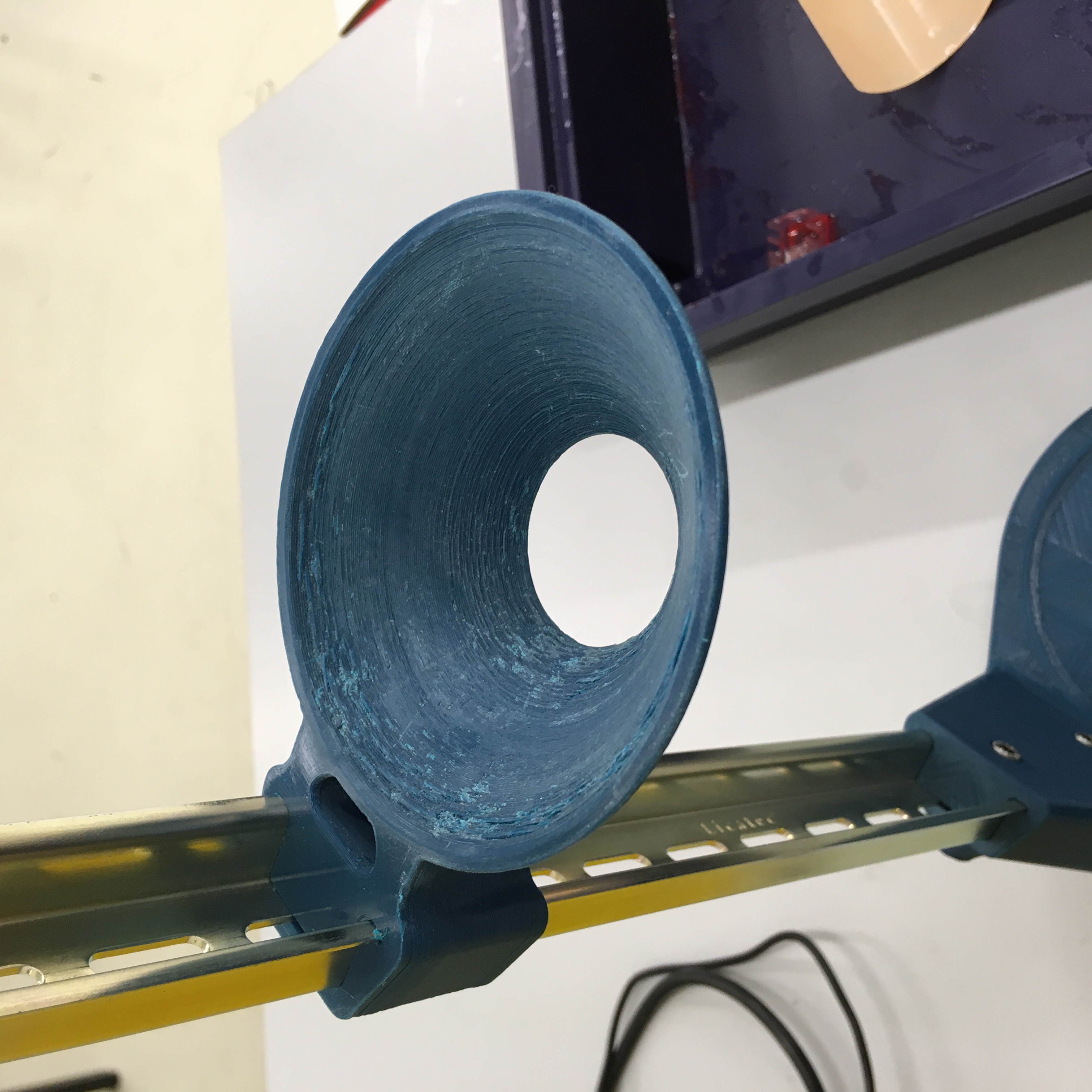 Resin vat and funnel stand (din rail mounted) by _cybermouse_ ...