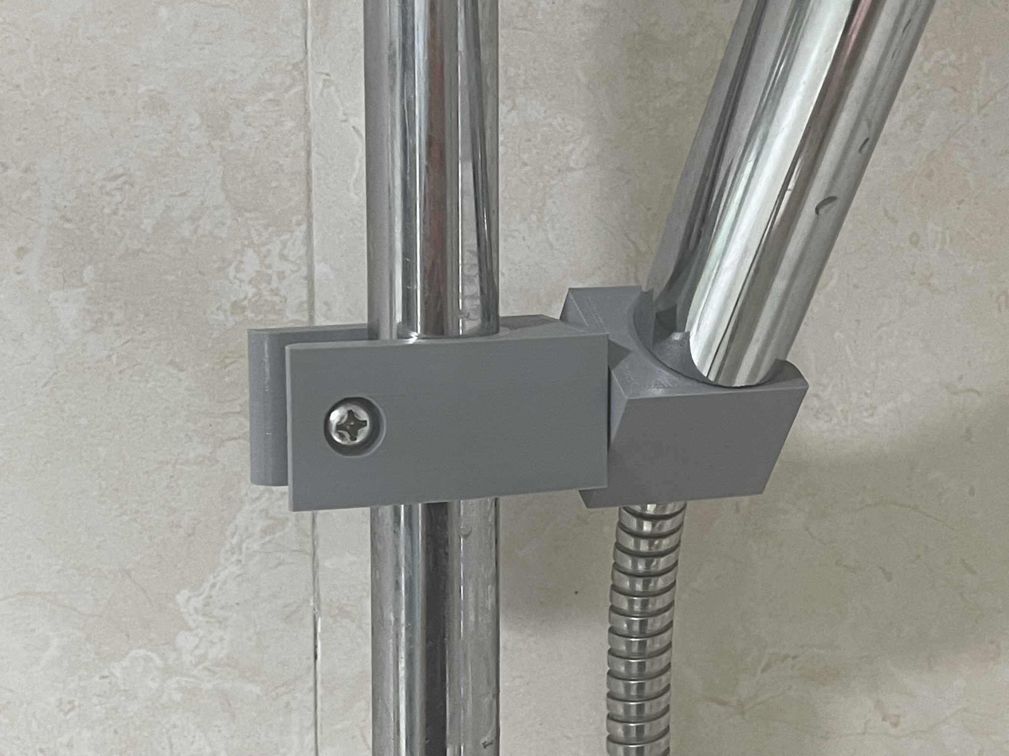 Showerhead Clamp (Print in Place) by lty1993 | Download free STL model ...