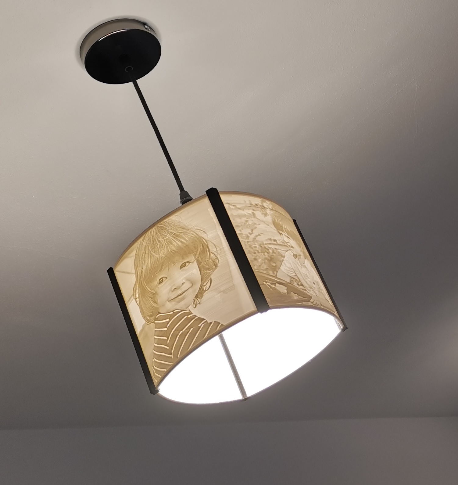 Lithophane ceiling light by Felician Cadar | Download free STL model ...