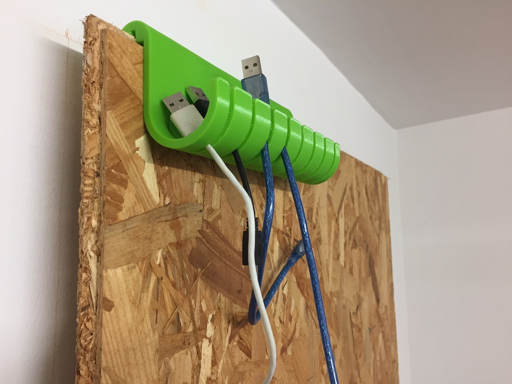 USB cable hanger for OSB wood planks by Letmeknow | Download free STL ...