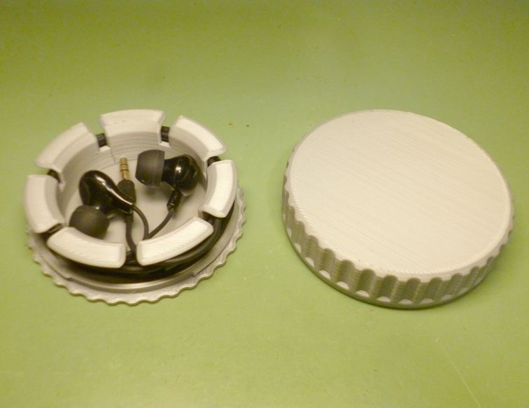 Earphone Box by Goto Dengo | Download free STL model | Printables.com