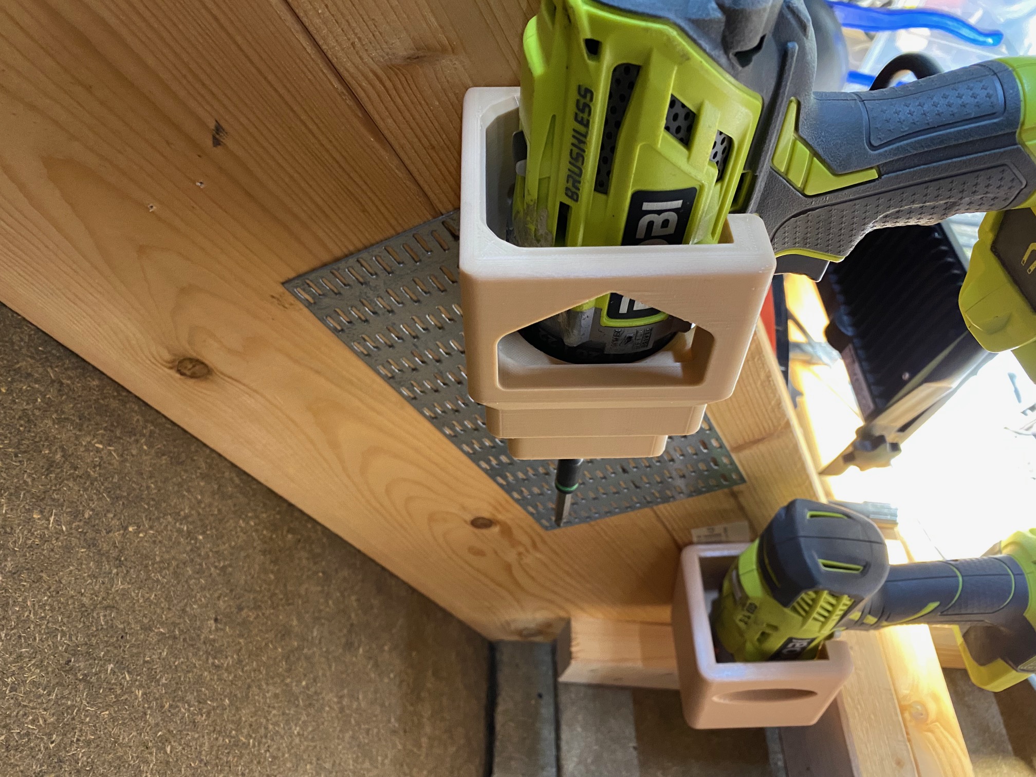 Robust power tool holder for Ryobi 18V drill and impact wrench ...