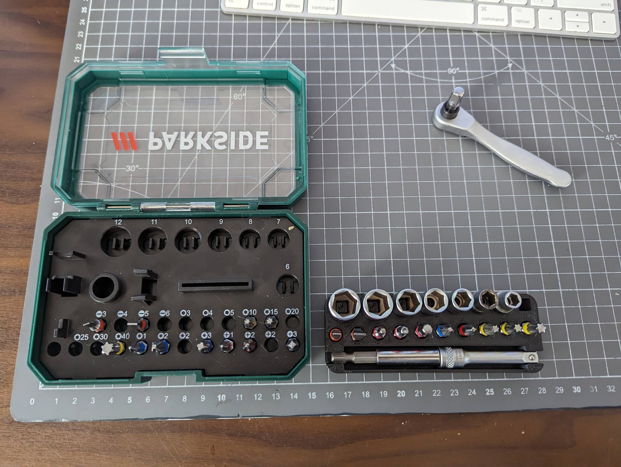 EDC Bit holder for Parkside mini ratchet kit by Jairo José Martín ...